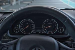 Pelēks BMW X5 2015 Viļņa, ar dzinēja tilpumu 2.98 L un nobraukumu 50 tūkst. km par 22400 €, foto 22 vietnē AUTOMOTO.COM.LV