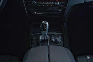 Pelēks BMW X5 2015 Viļņa, ar dzinēja tilpumu 2.98 L un nobraukumu 50 tūkst. km par 22400 €, foto 30 vietnē AUTOMOTO.COM.LV
