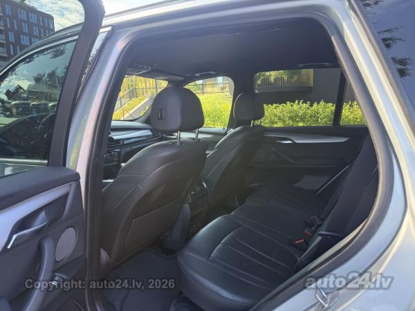 Pelēks BMW X5 2015 Tallina, ar dzinēja tilpumu 3.00 L un nobraukumu 185 tūkst. km par 22990 €, foto 10 vietnē AUTOMOTO.COM.LV