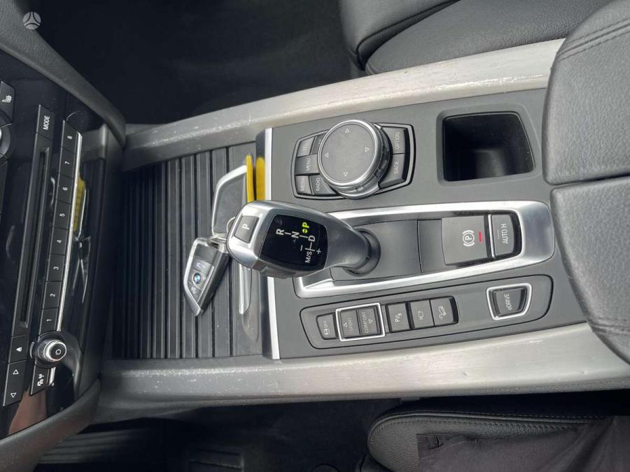 Pelēks BMW X5 2015 Kauņa, ar dzinēja tilpumu 2.00 L un nobraukumu 262 tūkst. km par 14250 €, foto 25 vietnē AUTOMOTO.COM.LV