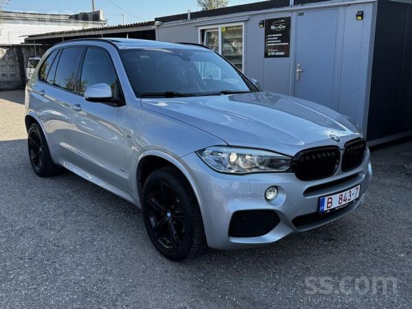 Pelēks BMW X5 2015 Daugavpils, ar dzinēja tilpumu 2.00 L un nobraukumu 0 tūkst. km par 20000 €, foto 1 vietnē AUTOMOTO.COM.LV
