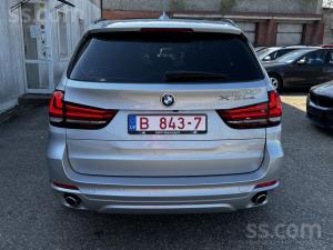 Grey BMW X5 2015 in Daugavpils, with an engine capacity of 2.00 L and mileage of 0 thousand km for 20000 €, photo 6 on AUTOMOTO.COM.LV