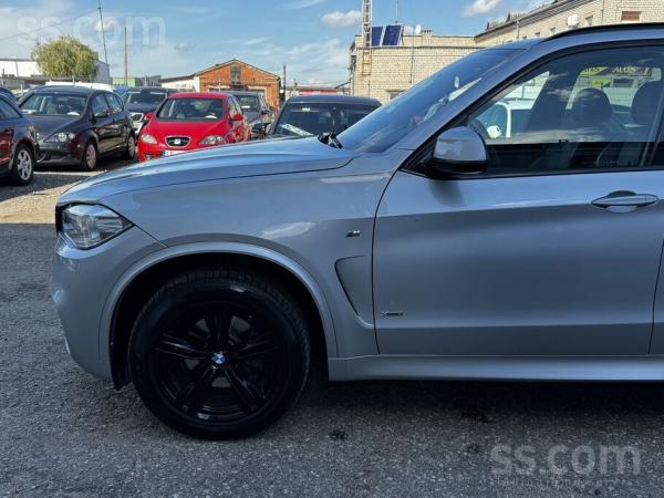 Pelēks BMW X5 2015 Daugavpils, ar dzinēja tilpumu 2.00 L un nobraukumu 0 tūkst. km par 20000 €, foto 8 vietnē AUTOMOTO.COM.LV