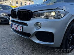 Grey BMW X5 2015 in Daugavpils, with an engine capacity of 2.00 L and mileage of 0 thousand km for 20000 €, photo 9 on AUTOMOTO.COM.LV