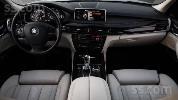 Pelēks BMW X5 2015 Jelgava, ar dzinēja tilpumu 2.00 L un nobraukumu 0 tūkst. km par 16700 €, foto 11 vietnē AUTOMOTO.COM.LV