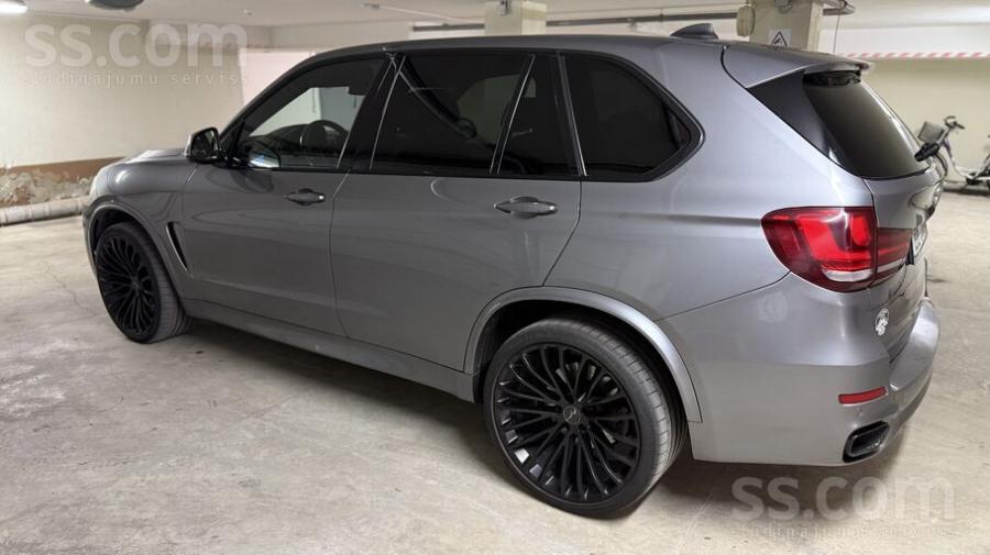 Pelēks BMW X5 2016 Jūrmala, ar dzinēja tilpumu 3.00 L un nobraukumu 162 tūkst. km par 28900 €, foto 4 vietnē AUTOMOTO.COM.LV