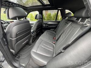 Pelēks BMW X5 2016 Jūrmala, ar dzinēja tilpumu 3.00 L un nobraukumu 162 tūkst. km par 28900 €, foto 24 vietnē AUTOMOTO.COM.LV