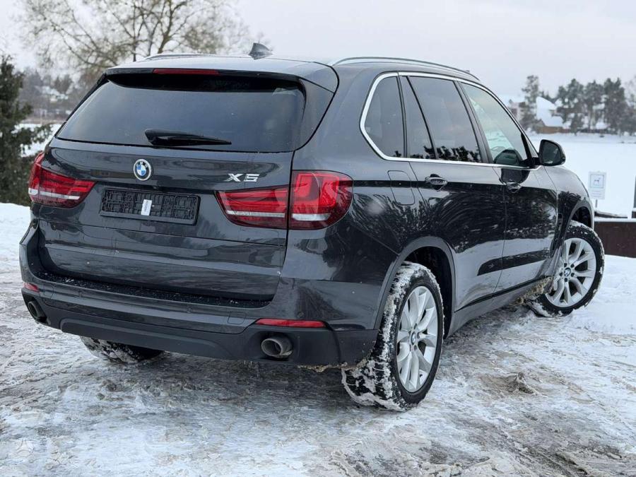 Pelēks BMW X5 2016 Utena, ar dzinēja tilpumu 2.00 L un nobraukumu 213 tūkst. km par 16800 €, foto 4 vietnē AUTOMOTO.COM.LV