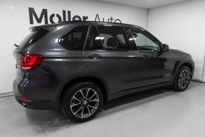 Pelēks BMW X5 2016 Viļņa, ar dzinēja tilpumu 3.00 L un nobraukumu 174 tūkst. km par 16900 €, foto 4 vietnē AUTOMOTO.COM.LV