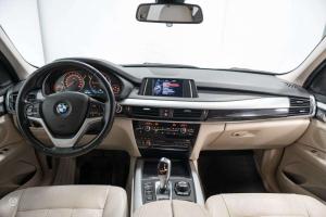 Pelēks BMW X5 2016 Viļņa, ar dzinēja tilpumu 3.00 L un nobraukumu 174 tūkst. km par 16900 €, foto 9 vietnē AUTOMOTO.COM.LV