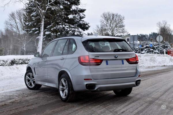 Pelēks BMW X5 2016 Tauragė, ar dzinēja tilpumu 2.00 L un nobraukumu 250 tūkst. km par 16800 €, foto 2 vietnē AUTOMOTO.COM.LV