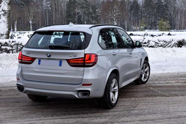 Pelēks BMW X5 2016 Tauragė, ar dzinēja tilpumu 2.00 L un nobraukumu 250 tūkst. km par 16800 €, foto 4 vietnē AUTOMOTO.COM.LV