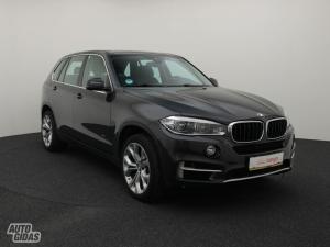 Pelēks BMW X5 2016 Viļņa, ar dzinēja tilpumu 3.00 L un nobraukumu 155 tūkst. km par 24899 €, foto 10 vietnē AUTOMOTO.COM.LV