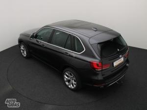 Pelēks BMW X5 2016 Viļņa, ar dzinēja tilpumu 3.00 L un nobraukumu 155 tūkst. km par 24899 €, foto 12 vietnē AUTOMOTO.COM.LV