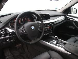 Pelēks BMW X5 2016 Viļņa, ar dzinēja tilpumu 3.00 L un nobraukumu 155 tūkst. km par 24899 €, foto 16 vietnē AUTOMOTO.COM.LV