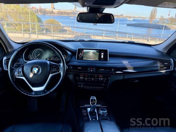 Grey BMW X5 2016 in Riga, with an engine capacity of 3.00 L and mileage of 173 thousand km for 18700 €, photo 10 on AUTOMOTO.COM.LV