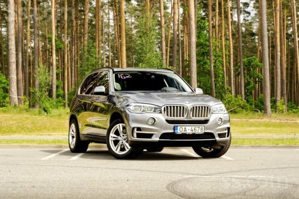 Pelēks BMW X5 2016 Rīga, ar dzinēja tilpumu 3.00 L un nobraukumu 247 tūkst. km par 18990 €, foto 2 vietnē AUTOMOTO.COM.LV