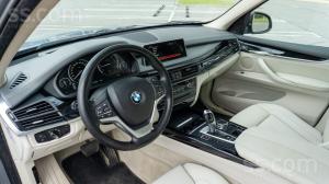 Pelēks BMW X5 2016 Rīga, ar dzinēja tilpumu 3.00 L un nobraukumu 247 tūkst. km par 18990 €, foto 12 vietnē AUTOMOTO.COM.LV