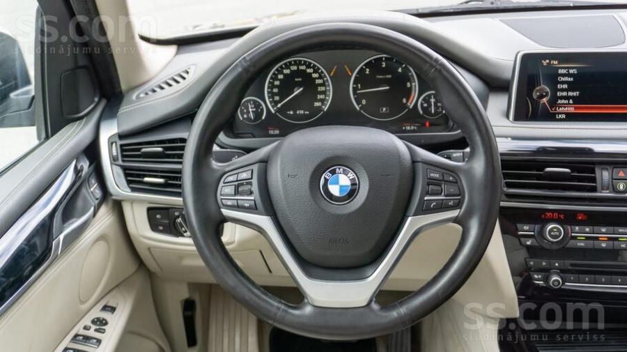 Pelēks BMW X5 2016 Rīga, ar dzinēja tilpumu 3.00 L un nobraukumu 247 tūkst. km par 18990 €, foto 16 vietnē AUTOMOTO.COM.LV