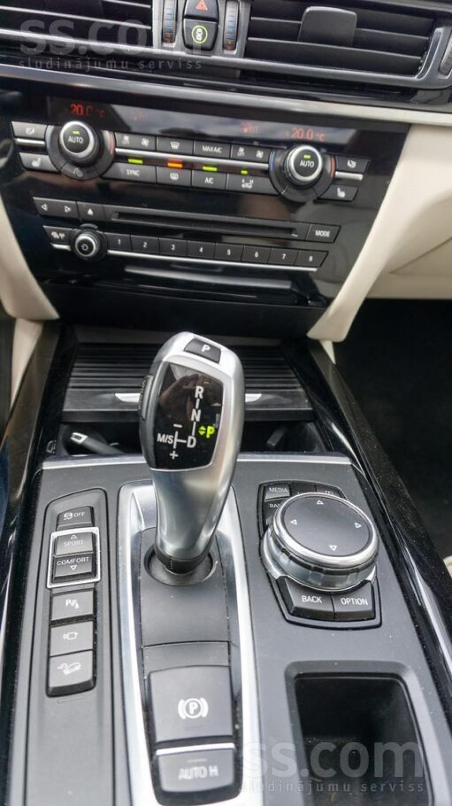 Pelēks BMW X5 2016 Rīga, ar dzinēja tilpumu 3.00 L un nobraukumu 247 tūkst. km par 18990 €, foto 18 vietnē AUTOMOTO.COM.LV