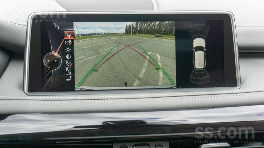 Pelēks BMW X5 2016 Rīga, ar dzinēja tilpumu 3.00 L un nobraukumu 247 tūkst. km par 18990 €, foto 21 vietnē AUTOMOTO.COM.LV