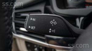 Pelēks BMW X5 2016 Rīga, ar dzinēja tilpumu 3.00 L un nobraukumu 247 tūkst. km par 18990 €, foto 23 vietnē AUTOMOTO.COM.LV