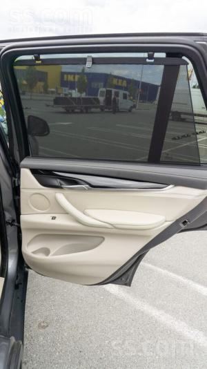 Pelēks BMW X5 2016 Rīga, ar dzinēja tilpumu 3.00 L un nobraukumu 247 tūkst. km par 18990 €, foto 31 vietnē AUTOMOTO.COM.LV