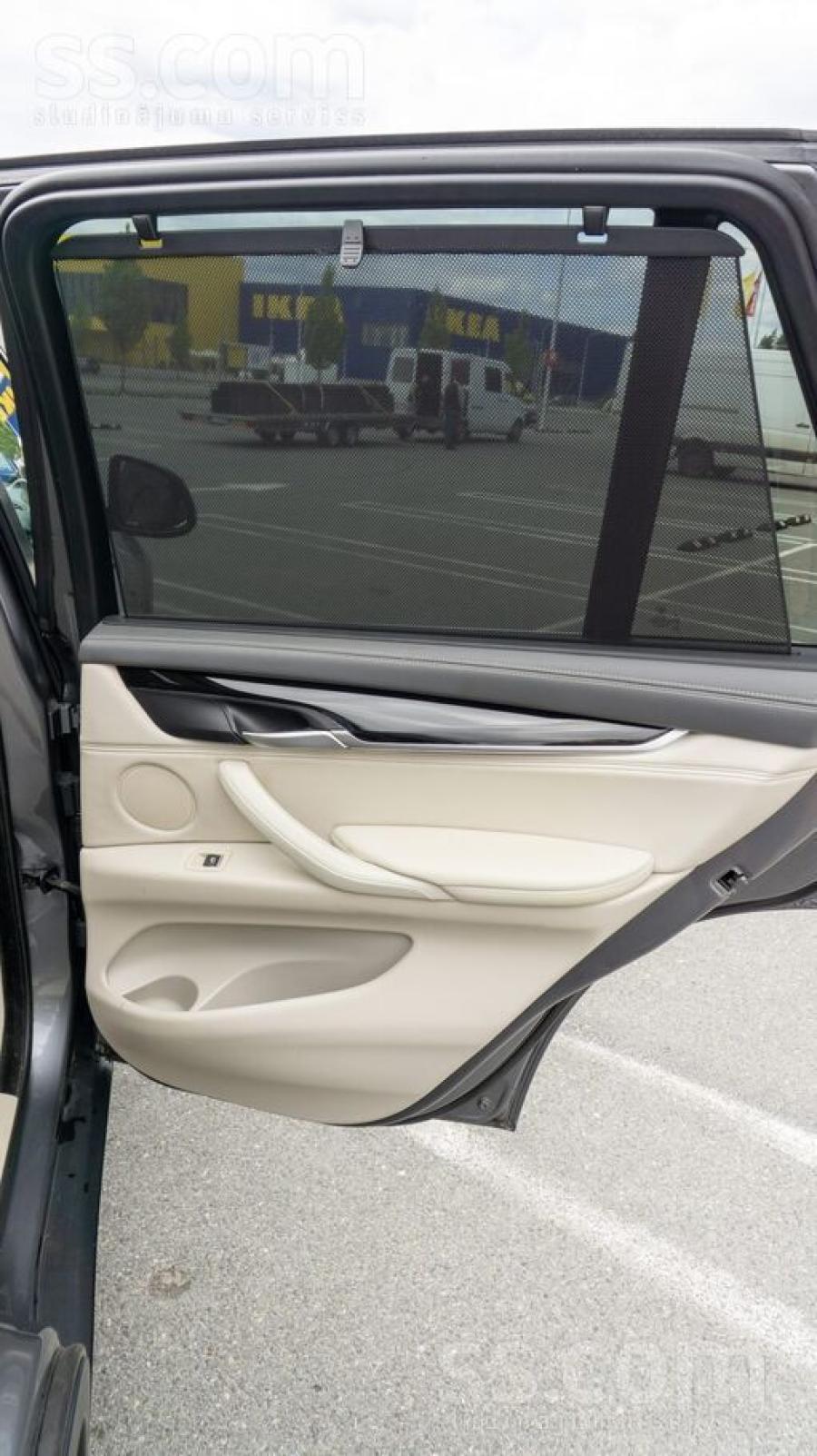 Pelēks BMW X5 2016 Rīga, ar dzinēja tilpumu 3.00 L un nobraukumu 247 tūkst. km par 18990 €, foto 31 vietnē AUTOMOTO.COM.LV