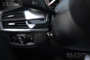 Pelēks BMW X5 2016 Jelgava, ar dzinēja tilpumu 2.00 L un nobraukumu 215 tūkst. km par 19950 €, foto 21 vietnē AUTOMOTO.COM.LV