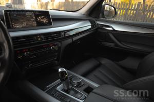 Pelēks BMW X5 2016 Jelgava, ar dzinēja tilpumu 2.00 L un nobraukumu 215 tūkst. km par 19950 €, foto 23 vietnē AUTOMOTO.COM.LV
