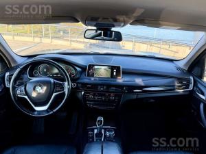 Pelēks BMW X5 2016 Rīga, ar dzinēja tilpumu 3.00 L un nobraukumu 173 tūkst. km par 18700 €, foto 6 vietnē AUTOMOTO.COM.LV