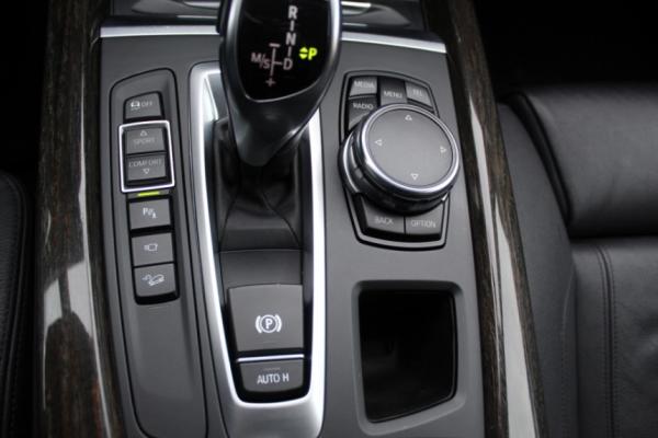 Pelēks BMW X5 2016 Rīga, ar dzinēja tilpumu 2.00 L un nobraukumu 300 tūkst. km par 18500 €, foto 6 vietnē AUTOMOTO.COM.LV