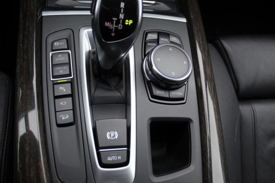 Pelēks BMW X5 2016 Rīga, ar dzinēja tilpumu 2.00 L un nobraukumu 300 tūkst. km par 18500 €, foto 7 vietnē AUTOMOTO.COM.LV