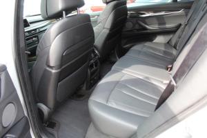 Pelēks BMW X5 2016 Rīga, ar dzinēja tilpumu 2.00 L un nobraukumu 300 tūkst. km par 18500 €, foto 23 vietnē AUTOMOTO.COM.LV
