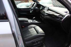 Pelēks BMW X5 2016 Rīga, ar dzinēja tilpumu 2.00 L un nobraukumu 300 tūkst. km par 18500 €, foto 36 vietnē AUTOMOTO.COM.LV