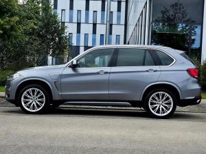 Grey BMW X5 2016 in Riga, with an engine capacity of 2.00 L and mileage of 235 thousand km for 21490 €, photo 38 on AUTOMOTO.COM.LV