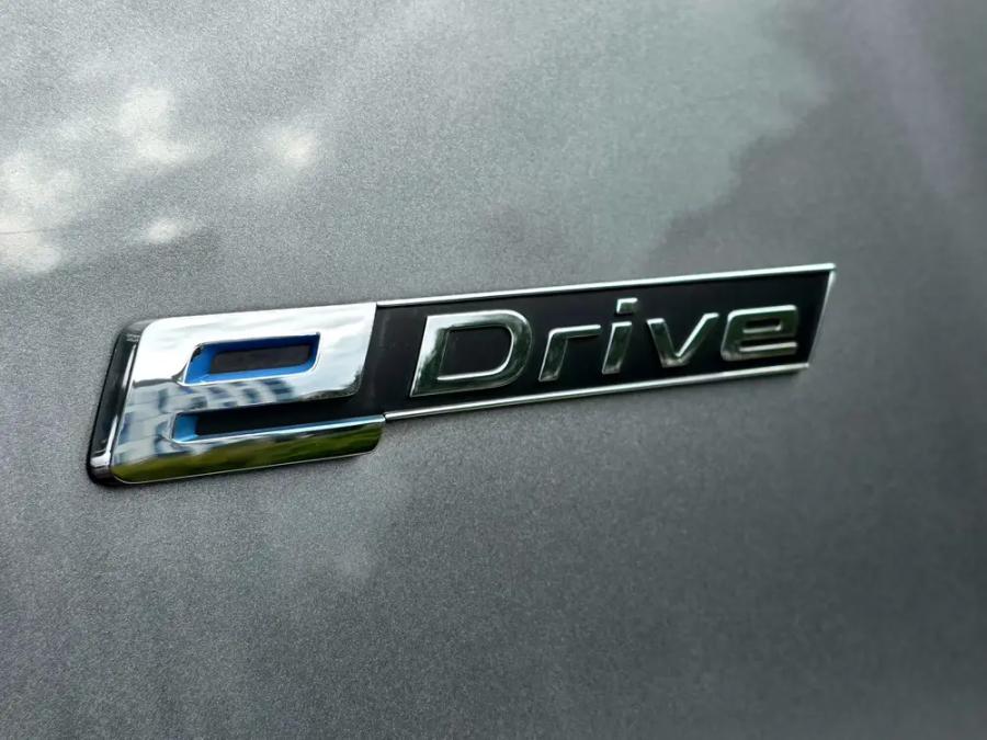 Grey BMW X5 2016 in Riga, with an engine capacity of 2.00 L and mileage of 235 thousand km for 21490 €, photo 42 on AUTOMOTO.COM.LV