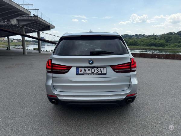 Pelēks BMW X5 2016 Kauņa, ar dzinēja tilpumu 2.98 L un nobraukumu 373 tūkst. km par 13999 €, foto 5 vietnē AUTOMOTO.COM.LV