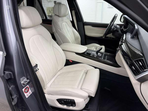 Pelēks BMW X5 2016 Kauņa, ar dzinēja tilpumu 2.00 L un nobraukumu 271 tūkst. km par 14300 €, foto 9 vietnē AUTOMOTO.COM.LV