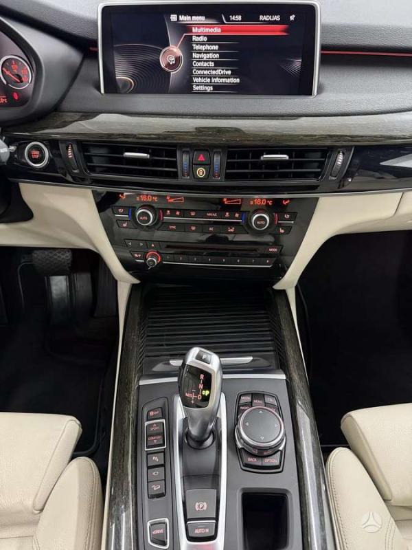 Pelēks BMW X5 2016 Kauņa, ar dzinēja tilpumu 2.00 L un nobraukumu 271 tūkst. km par 14300 €, foto 10 vietnē AUTOMOTO.COM.LV