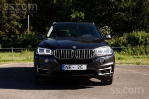 Pelēks BMW X5 2016 Rīga, ar dzinēja tilpumu 2.00 L un nobraukumu 213 tūkst. km par 22100 €, foto 4 vietnē AUTOMOTO.COM.LV