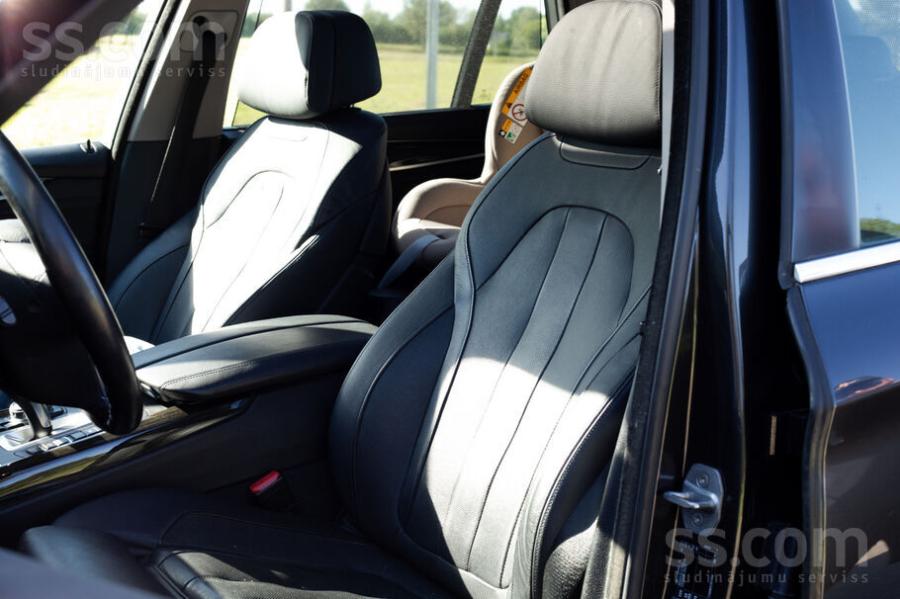 Pelēks BMW X5 2016 Rīga, ar dzinēja tilpumu 2.00 L un nobraukumu 213 tūkst. km par 22100 €, foto 18 vietnē AUTOMOTO.COM.LV