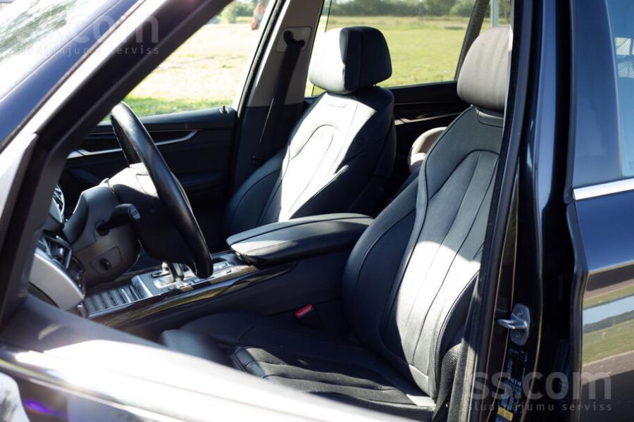 Pelēks BMW X5 2016 Rīga, ar dzinēja tilpumu 2.00 L un nobraukumu 213 tūkst. km par 22100 €, foto 21 vietnē AUTOMOTO.COM.LV