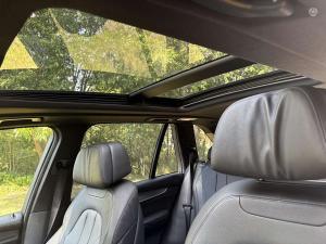 Pelēks BMW X5 2016 Viļņa, ar dzinēja tilpumu 2.99 L un nobraukumu 139 tūkst. km par 21500 €, foto 8 vietnē AUTOMOTO.COM.LV
