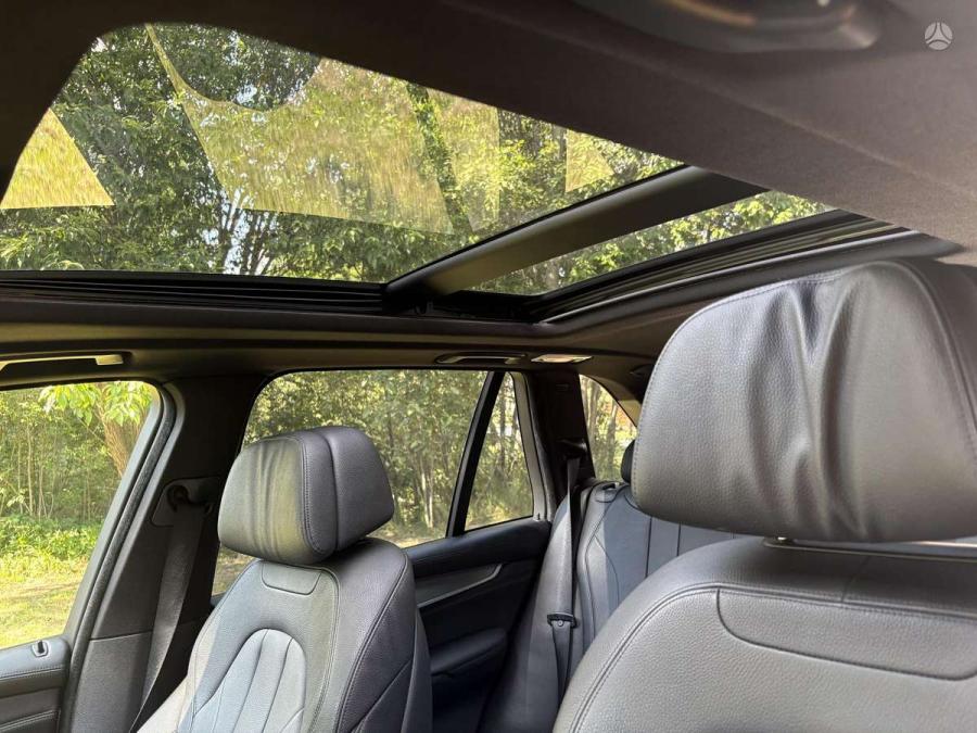 Pelēks BMW X5 2016 Viļņa, ar dzinēja tilpumu 2.99 L un nobraukumu 139 tūkst. km par 21500 €, foto 8 vietnē AUTOMOTO.COM.LV