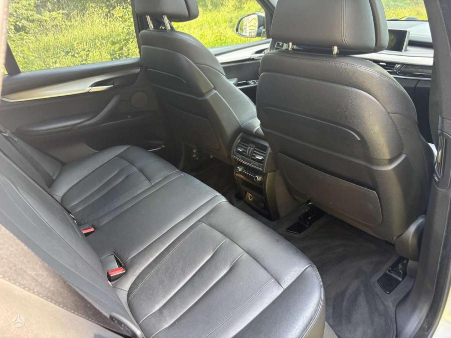 Pelēks BMW X5 2016 Viļņa, ar dzinēja tilpumu 2.99 L un nobraukumu 139 tūkst. km par 21500 €, foto 10 vietnē AUTOMOTO.COM.LV