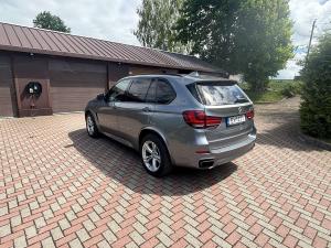 Pelēks BMW X5 2016 Viļņa, ar dzinēja tilpumu 2.00 L un nobraukumu 218 tūkst. km par 20000 €, foto 5 vietnē AUTOMOTO.COM.LV