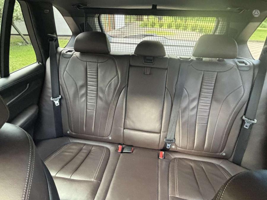 Pelēks BMW X5 2016 Viļņa, ar dzinēja tilpumu 2.00 L un nobraukumu 218 tūkst. km par 20000 €, foto 14 vietnē AUTOMOTO.COM.LV
