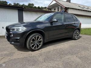 Pelēks BMW X5 2016 Klaipėda, ar dzinēja tilpumu 2.99 L un nobraukumu 261 tūkst. km par 11999 €, foto 3 vietnē AUTOMOTO.COM.LV