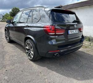 Pelēks BMW X5 2016 Klaipėda, ar dzinēja tilpumu 2.99 L un nobraukumu 261 tūkst. km par 11999 €, foto 5 vietnē AUTOMOTO.COM.LV